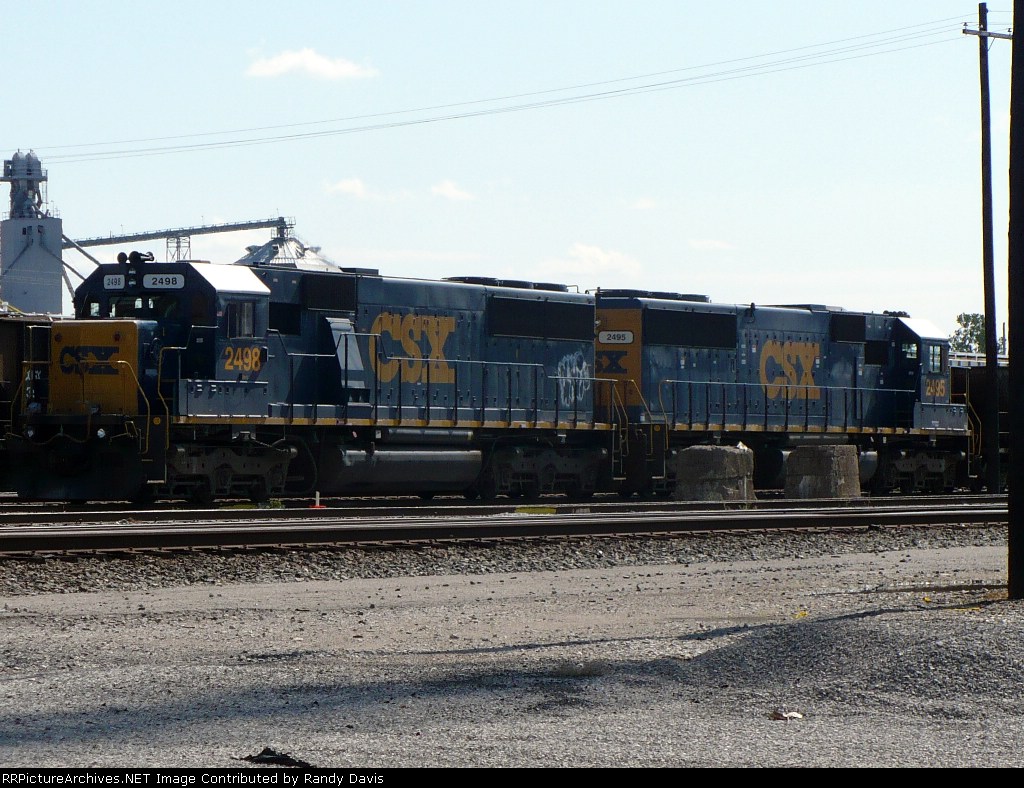 CSX 2498 & 2495